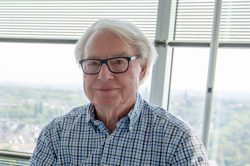 Ehrenpreis für Dr. Horst Görtz - eurobits e.V.